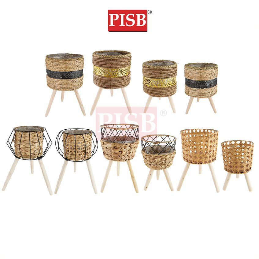 1079-1084 Rattan Basket With Wooden Stand Bakul Rotan Berkaki Pasu ...